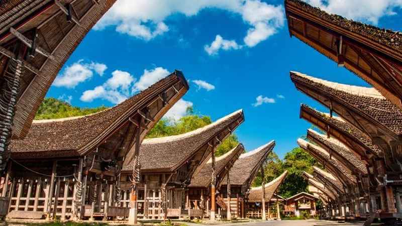 04 Jours Explorer les points forts de Toraja